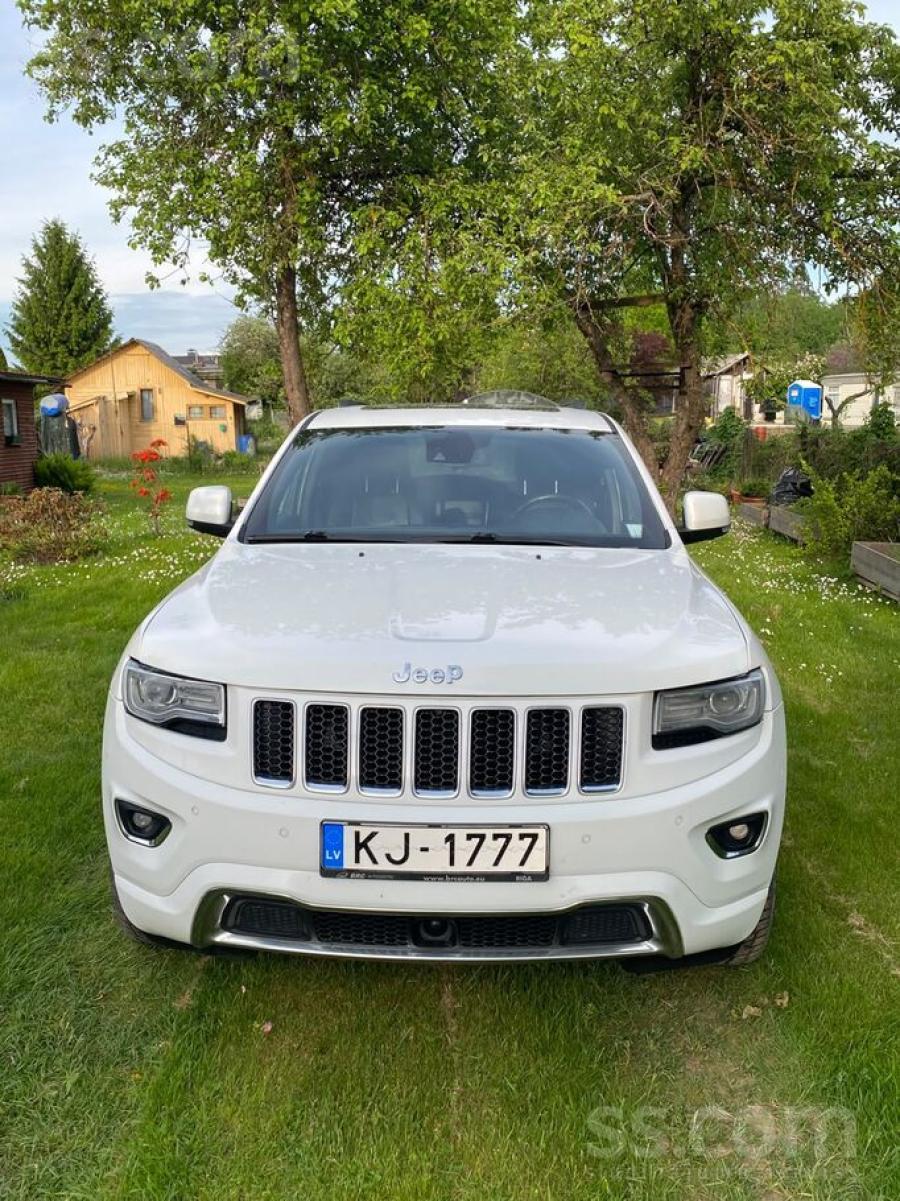 Balts Jeep Grand Cherokee 2013 Ogre, ar dzinēja tilpumu 3.00 L un nobraukumu 336 tūkst. km par 9500 €, foto 1 vietnē AUTOMOTO.COM.LV