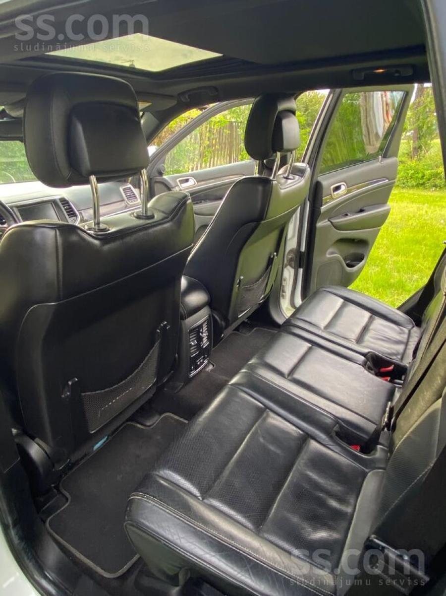 Balts Jeep Grand Cherokee 2013 Ogre, ar dzinēja tilpumu 3.00 L un nobraukumu 336 tūkst. km par 9500 €, foto 8 vietnē AUTOMOTO.COM.LV