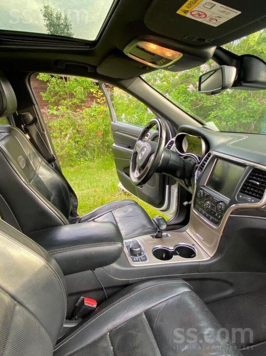 Balts Jeep Grand Cherokee 2013 Ogre, ar dzinēja tilpumu 3.00 L un nobraukumu 336 tūkst. km par 9500 €, foto 12 vietnē AUTOMOTO.COM.LV