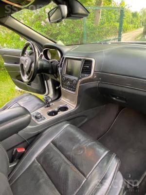 Balts Jeep Grand Cherokee 2013 Ogre, ar dzinēja tilpumu 3.00 L un nobraukumu 336 tūkst. km par 9500 €, foto 14 vietnē AUTOMOTO.COM.LV
