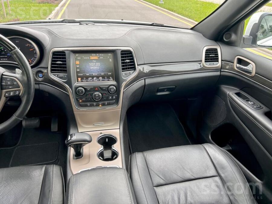 Balts Jeep Grand Cherokee 2013 Rīga, ar dzinēja tilpumu 3.00 L un nobraukumu 0 tūkst. km par 9450 €, foto 17 vietnē AUTOMOTO.COM.LV