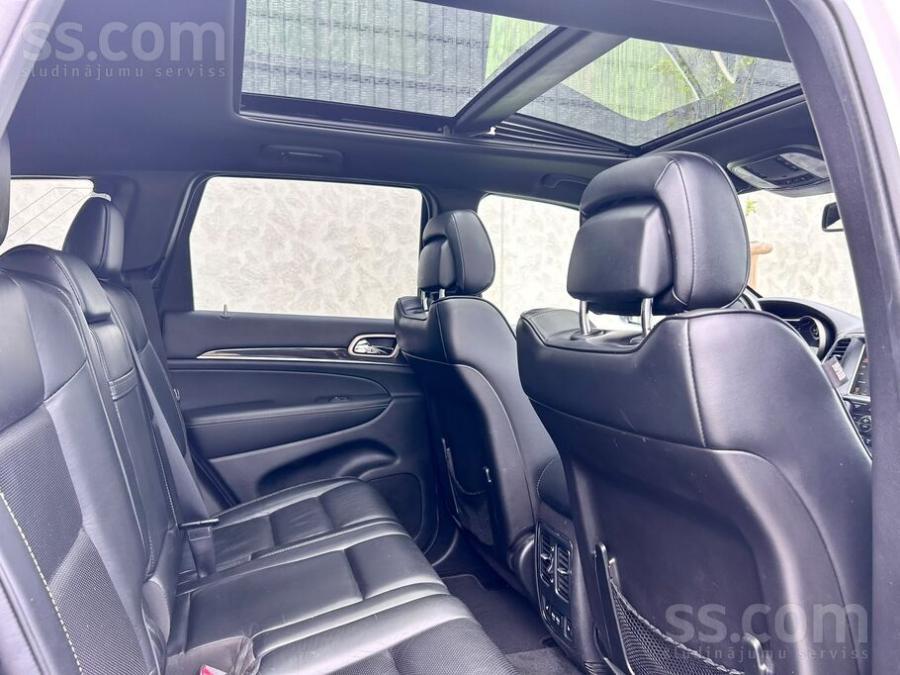 Balts Jeep Grand Cherokee 2013 Rīga, ar dzinēja tilpumu 3.00 L un nobraukumu 0 tūkst. km par 9450 €, foto 20 vietnē AUTOMOTO.COM.LV