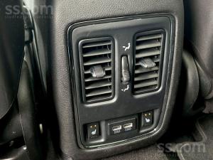 Balts Jeep Grand Cherokee 2013 Rīga, ar dzinēja tilpumu 3.00 L un nobraukumu 0 tūkst. km par 9450 €, foto 26 vietnē AUTOMOTO.COM.LV