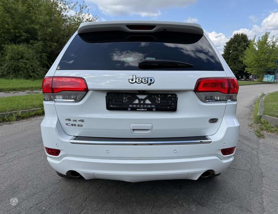 Balts Jeep Grand Cherokee 2013 Šauļi, ar dzinēja tilpumu 2.99 L un nobraukumu 235 tūkst. km par 12700 €, foto 7 vietnē AUTOMOTO.COM.LV
