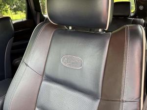 Balts Jeep Grand Cherokee 2013 Šauļi, ar dzinēja tilpumu 2.99 L un nobraukumu 235 tūkst. km par 12700 €, foto 19 vietnē AUTOMOTO.COM.LV
