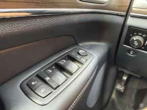 Balts Jeep Grand Cherokee 2013 Šauļi, ar dzinēja tilpumu 2.99 L un nobraukumu 235 tūkst. km par 12700 €, foto 20 vietnē AUTOMOTO.COM.LV