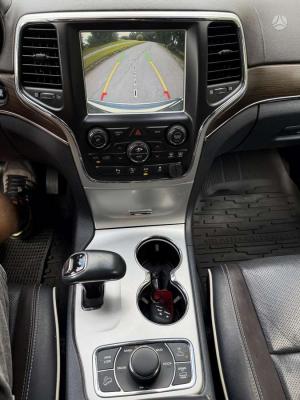 Balts Jeep Grand Cherokee 2013 Šauļi, ar dzinēja tilpumu 2.99 L un nobraukumu 235 tūkst. km par 12700 €, foto 23 vietnē AUTOMOTO.COM.LV