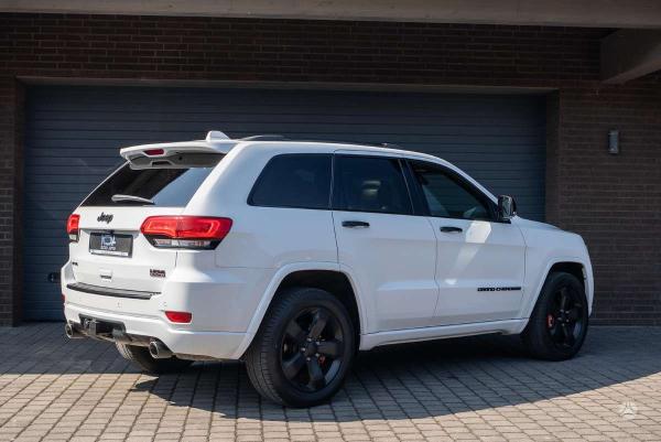 Balts Jeep Grand Cherokee 2014 Marijampole, ar dzinēja tilpumu 5.65 L un nobraukumu 191 tūkst. km par 17650 €, foto 11 vietnē AUTOMOTO.COM.LV