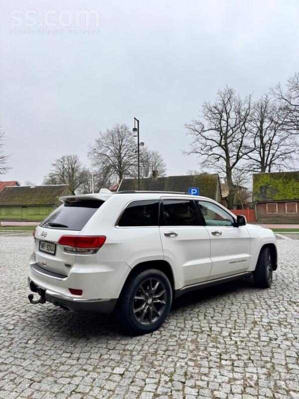 Balts Jeep Grand Cherokee 2014 Jelgava, ar dzinēja tilpumu 3.00 L un nobraukumu 280 tūkst. km par 9900 €, foto 3 vietnē AUTOMOTO.COM.LV