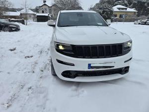 Balts Jeep Grand Cherokee 2014 Kauņa, ar dzinēja tilpumu 6.42 L un nobraukumu 230 tūkst. km par 22000 €, foto 5 vietnē AUTOMOTO.COM.LV