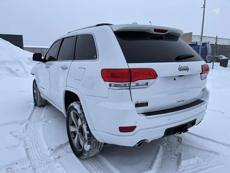 Balts Jeep Grand Cherokee 2014 Šauļi, ar dzinēja tilpumu 3.60 L un nobraukumu 210 tūkst. km par 8400 €, foto 6 vietnē AUTOMOTO.COM.LV