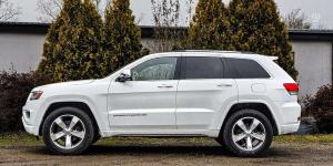 White Jeep Grand Cherokee 2014 in Kaunas, with an engine capacity of 5.65 L and mileage of 193 thousand km for 15200 €, photo 2 on AUTOMOTO.COM.LV