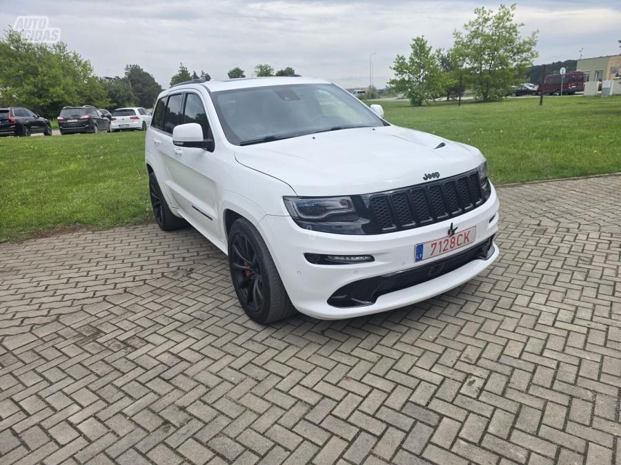 Balts Jeep Grand Cherokee 2014 Kauņa, ar dzinēja tilpumu 6.40 L un nobraukumu 240 tūkst. km par 20000 €, foto 10 vietnē AUTOMOTO.COM.LV