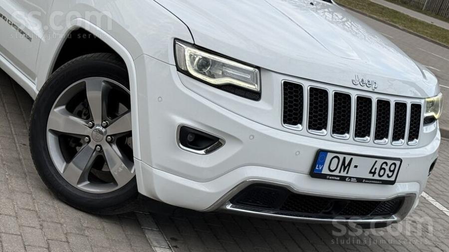 Balts Jeep Grand Cherokee 2014 Jūrmala, ar dzinēja tilpumu 3.00 L un nobraukumu 0 tūkst. km par 11950 €, foto 5 vietnē AUTOMOTO.COM.LV