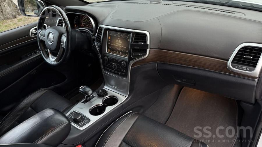 Balts Jeep Grand Cherokee 2014 Jūrmala, ar dzinēja tilpumu 3.00 L un nobraukumu 0 tūkst. km par 11950 €, foto 21 vietnē AUTOMOTO.COM.LV