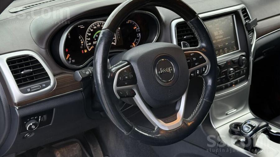 Balts Jeep Grand Cherokee 2014 Jūrmala, ar dzinēja tilpumu 3.00 L un nobraukumu 0 tūkst. km par 11950 €, foto 29 vietnē AUTOMOTO.COM.LV
