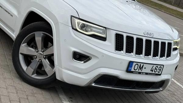 Balts Jeep Grand Cherokee 2014 Jūrmala, ar dzinēja tilpumu 3.00 L un nobraukumu 236 tūkst. km par 8950 €, foto 4 vietnē AUTOMOTO.COM.LV
