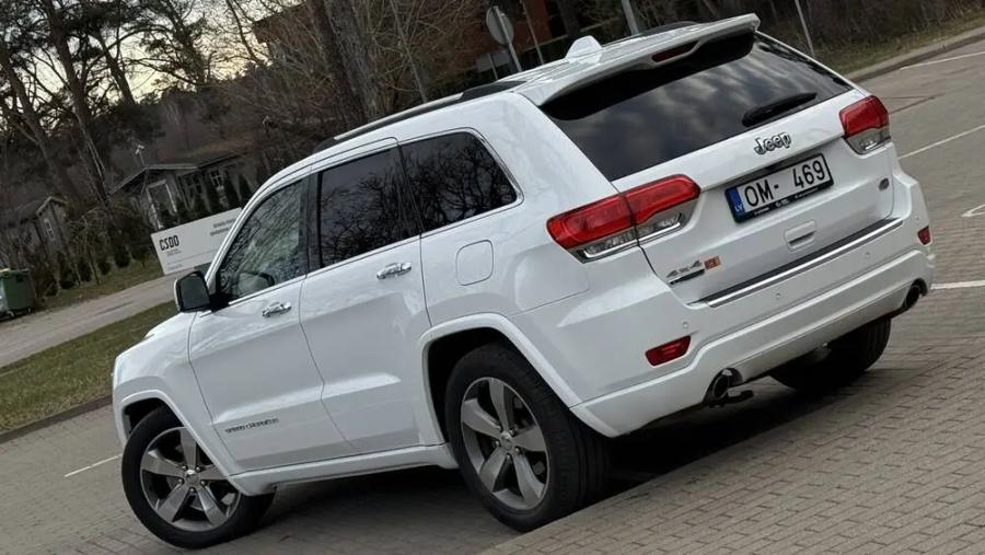 Balts Jeep Grand Cherokee 2014 Jūrmala, ar dzinēja tilpumu 3.00 L un nobraukumu 236 tūkst. km par 8950 €, foto 14 vietnē AUTOMOTO.COM.LV