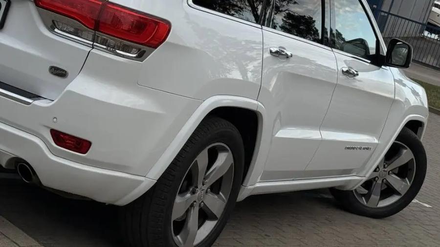 Balts Jeep Grand Cherokee 2014 Jūrmala, ar dzinēja tilpumu 3.00 L un nobraukumu 236 tūkst. km par 8950 €, foto 17 vietnē AUTOMOTO.COM.LV