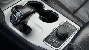 Balts Jeep Grand Cherokee 2014 Jūrmala, ar dzinēja tilpumu 3.00 L un nobraukumu 236 tūkst. km par 8950 €, foto 34 vietnē AUTOMOTO.COM.LV