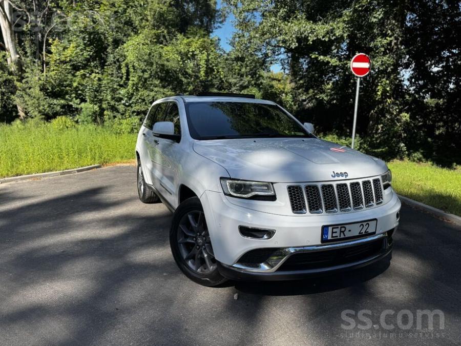 Balts Jeep Grand Cherokee 2014 Rīga, ar dzinēja tilpumu 3.00 L un nobraukumu 296 tūkst. km par 12000 €, foto 3 vietnē AUTOMOTO.COM.LV