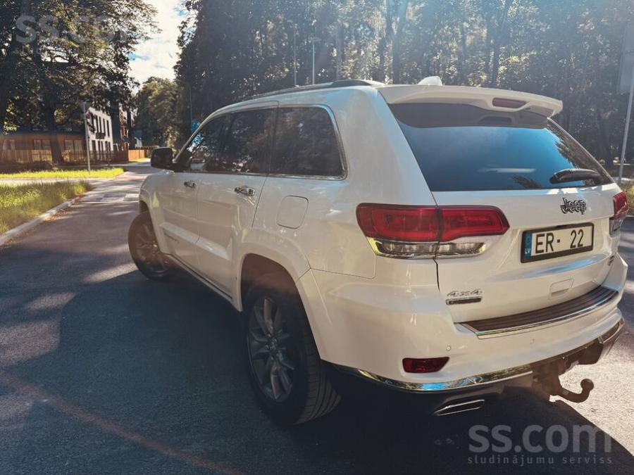 Balts Jeep Grand Cherokee 2014 Rīga, ar dzinēja tilpumu 3.00 L un nobraukumu 296 tūkst. km par 12000 €, foto 5 vietnē AUTOMOTO.COM.LV