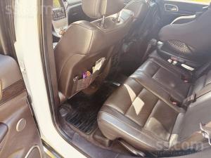 Balts Jeep Grand Cherokee 2014 Rīga, ar dzinēja tilpumu 3.00 L un nobraukumu 296 tūkst. km par 12000 €, foto 8 vietnē AUTOMOTO.COM.LV