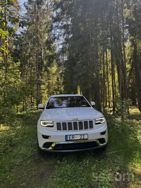 Jeep Grand Cherokee 2014 Rīga vietnē Balts Jeep Grand Cherokee 2014 Rīga, ar dzinēja tilpumu 3.00 L un nobraukumu 296 tūkst. km par 10500 €, foto 1 vietnē AUTOMOTO.COM.LV