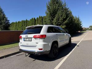 White Jeep Grand Cherokee 2014 in Kaunas, with an engine capacity of 3.00 L and mileage of 282 thousand km for 10700 €, photo 4 on AUTOMOTO.COM.LV