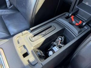 White Jeep Grand Cherokee 2014 in Kaunas, with an engine capacity of 3.00 L and mileage of 282 thousand km for 10700 €, photo 22 on AUTOMOTO.COM.LV