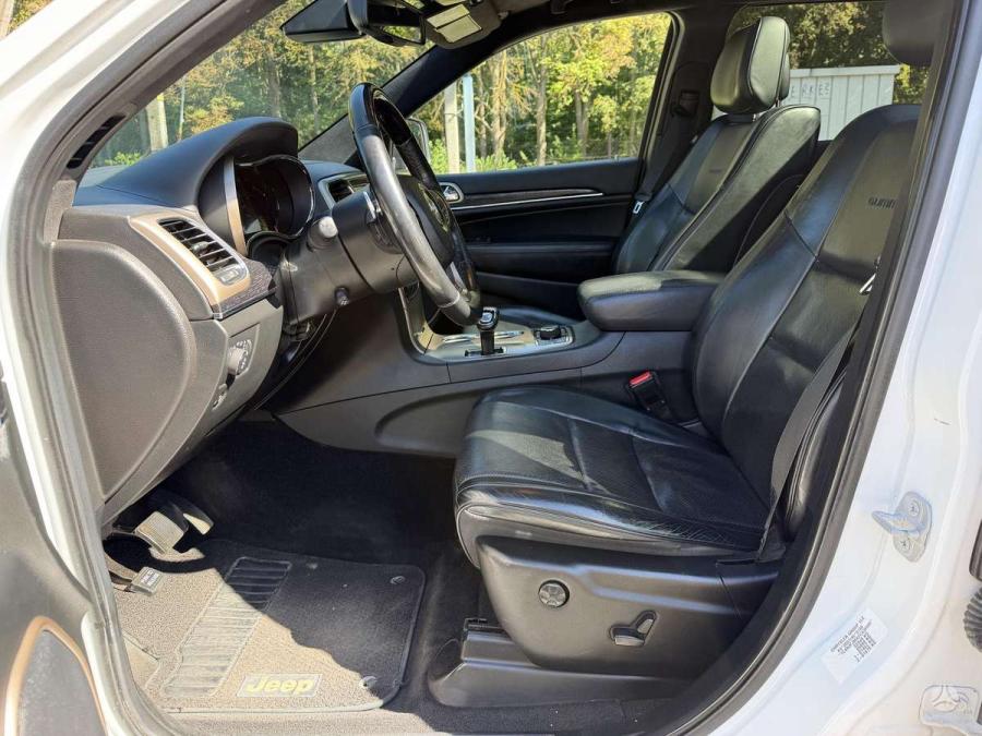 Balts Jeep Grand Cherokee 2014 Kauņa, ar dzinēja tilpumu 3.00 L un nobraukumu 280 tūkst. km par 8650 €, foto 18 vietnē AUTOMOTO.COM.LV