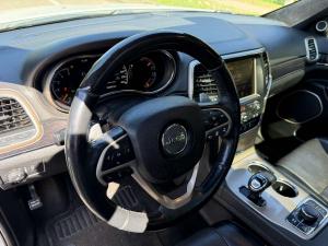 Balts Jeep Grand Cherokee 2014 Kauņa, ar dzinēja tilpumu 3.00 L un nobraukumu 280 tūkst. km par 8650 €, foto 30 vietnē AUTOMOTO.COM.LV