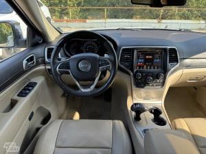 Balts Jeep Grand Cherokee 2015 Viļņa, ar dzinēja tilpumu 3.60 L un nobraukumu 223 tūkst. km par 13500 €, foto 3 vietnē AUTOMOTO.COM.LV