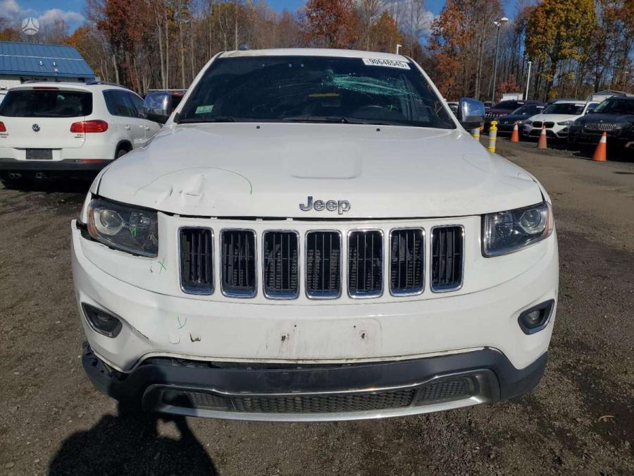 White Jeep Grand Cherokee 2015 in Siauliai, with an engine capacity of 3.60 L and mileage of 240 thousand km for 7000 €, photo 1 on AUTOMOTO.COM.LV