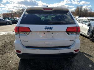 White Jeep Grand Cherokee 2015 in Siauliai, with an engine capacity of 3.60 L and mileage of 240 thousand km for 7000 €, photo 6 on AUTOMOTO.COM.LV