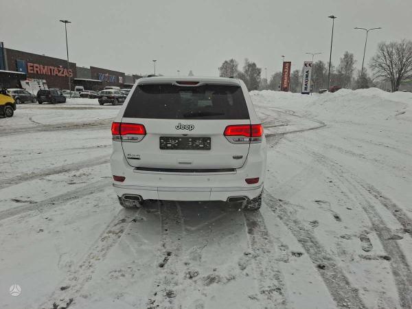 White Jeep Grand Cherokee 2015 in Utena, with an engine capacity of 2.99 L and mileage of 168 thousand km for 12900 €, photo 7 on AUTOMOTO.COM.LV