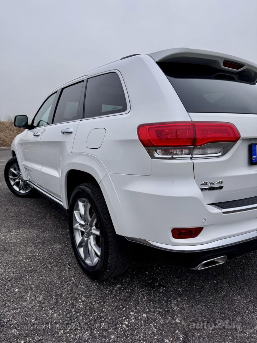 Balts Jeep Grand Cherokee 2015 Tallina, ar dzinēja tilpumu 3.00 L un nobraukumu 189 tūkst. km par 19500 €, foto 7 vietnē AUTOMOTO.COM.LV