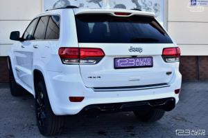 Balts Jeep Grand Cherokee 2015 Kretinga, ar dzinēja tilpumu 5.70 L un nobraukumu 215 tūkst. km par 15999 €, foto 9 vietnē AUTOMOTO.COM.LV
