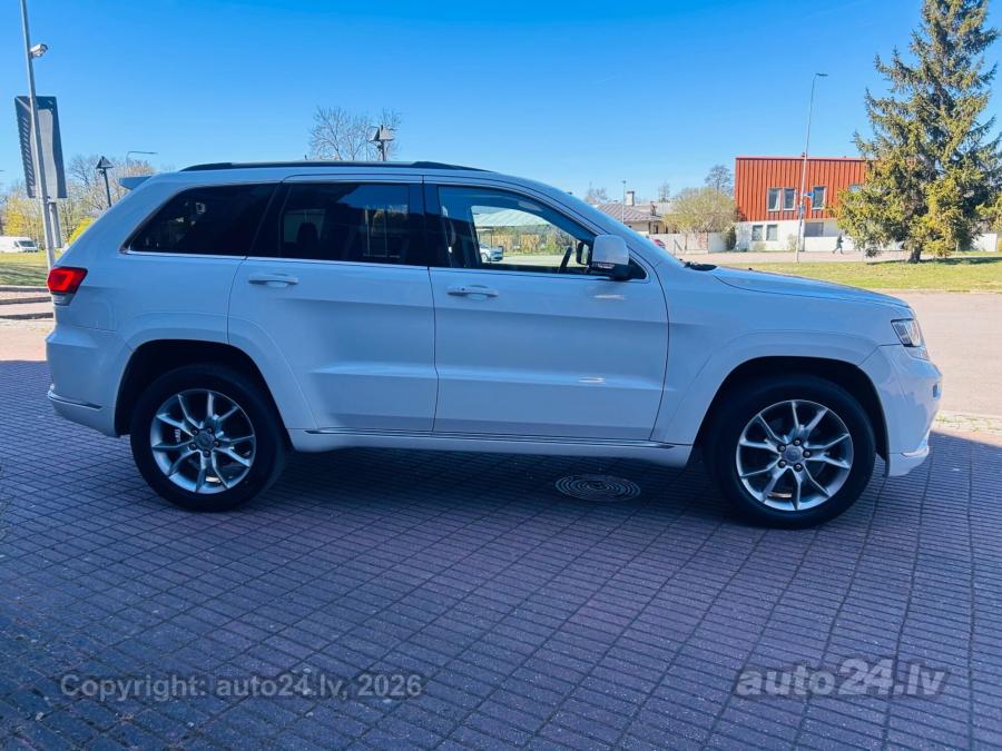 Белый Джип Гранд Чероки 2015 в Таллин, объемом двигателя 3.00 л и пробегом 144 тыс. км за 16950 €, фото 4 на AUTOMOTO.COM.LV