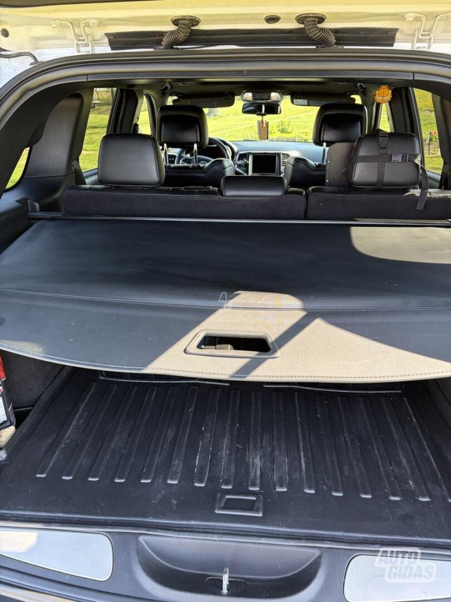 Balts Jeep Grand Cherokee 2015 Kauņa, ar dzinēja tilpumu 5.70 L un nobraukumu 241 tūkst. km par 15600 €, foto 12 vietnē AUTOMOTO.COM.LV