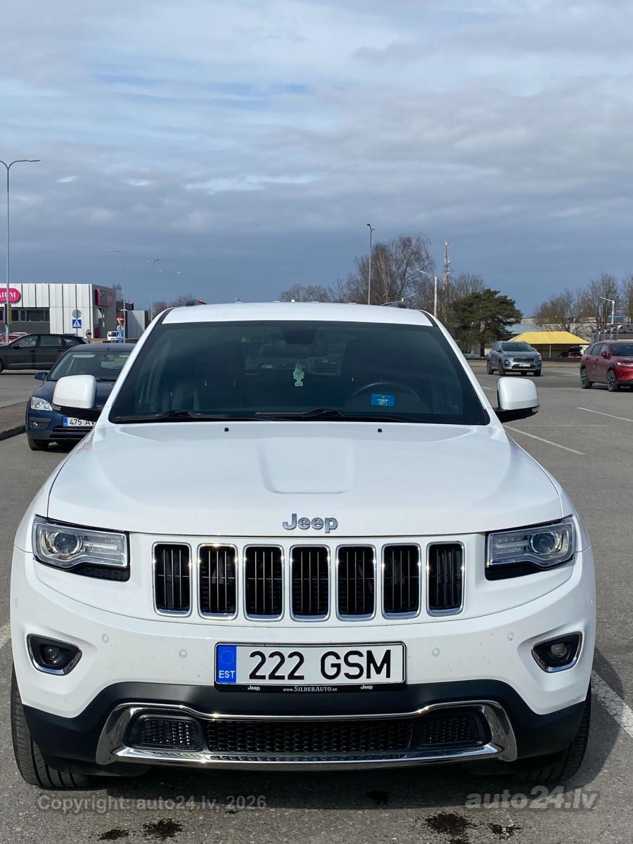 White Jeep Grand Cherokee 2015 in Tallinn, with an engine capacity of 3.00 L and mileage of 94 thousand km for 16490 €, photo 1 on AUTOMOTO.COM.LV