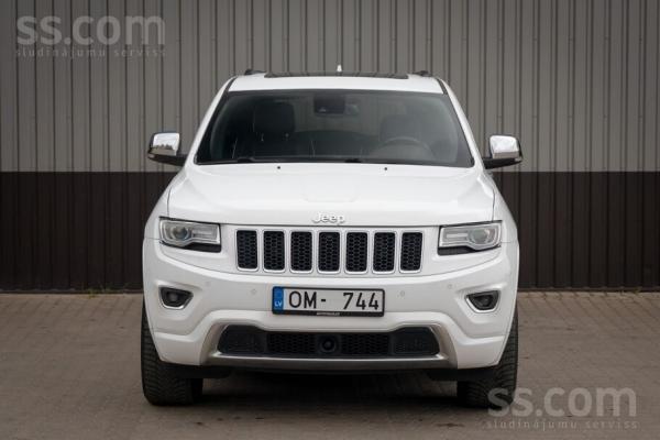 Balts Jeep Grand Cherokee 2015 Talsi, ar dzinēja tilpumu 3.00 L un nobraukumu 194 tūkst. km par 15650 €, foto 2 vietnē AUTOMOTO.COM.LV