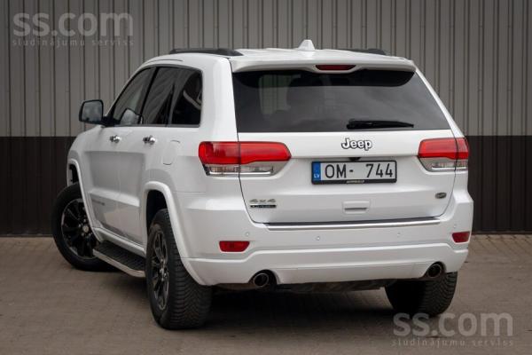 Balts Jeep Grand Cherokee 2015 Talsi, ar dzinēja tilpumu 3.00 L un nobraukumu 194 tūkst. km par 15650 €, foto 4 vietnē AUTOMOTO.COM.LV