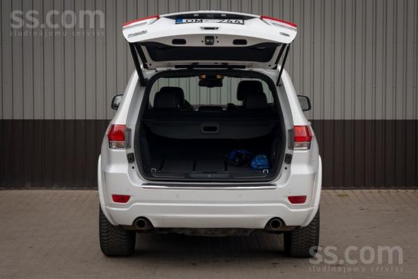 Balts Jeep Grand Cherokee 2015 Talsi, ar dzinēja tilpumu 3.00 L un nobraukumu 194 tūkst. km par 15650 €, foto 6 vietnē AUTOMOTO.COM.LV