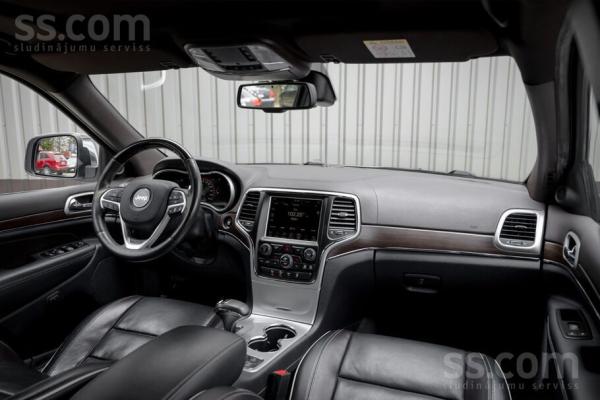 Balts Jeep Grand Cherokee 2015 Talsi, ar dzinēja tilpumu 3.00 L un nobraukumu 194 tūkst. km par 15650 €, foto 8 vietnē AUTOMOTO.COM.LV