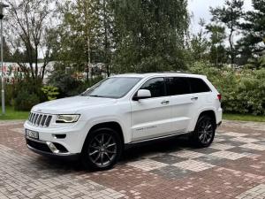 White Jeep Grand Cherokee 2015 in Riga, with an engine capacity of 3.00 L and mileage of 0 thousand km for 10900 €, photo  on AUTOMOTO.COM.LV