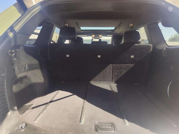 White Jeep Grand Cherokee 2015 in Kaunas, with an engine capacity of 3.60 L and mileage of 238 thousand km for 12500 €, photo 10 on AUTOMOTO.COM.LV