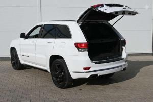 White Jeep Grand Cherokee 2015 in Kretinga, with an engine capacity of 5.65 L and mileage of 164 thousand km for 14499 €, photo 13 on AUTOMOTO.COM.LV