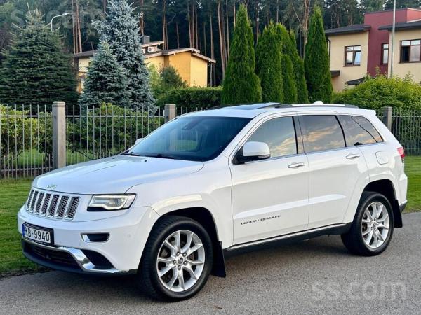 Balts Jeep Grand Cherokee 2015 Rīga, ar dzinēja tilpumu 3.00 L un nobraukumu 260 tūkst. km par 11750 €, foto 2 vietnē AUTOMOTO.COM.LV