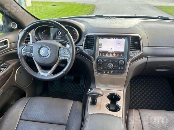 Balts Jeep Grand Cherokee 2015 Rīga, ar dzinēja tilpumu 3.00 L un nobraukumu 260 tūkst. km par 11750 €, foto 10 vietnē AUTOMOTO.COM.LV